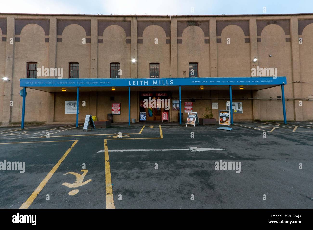 James pringle store hi-res stock photography and images - Alamy
