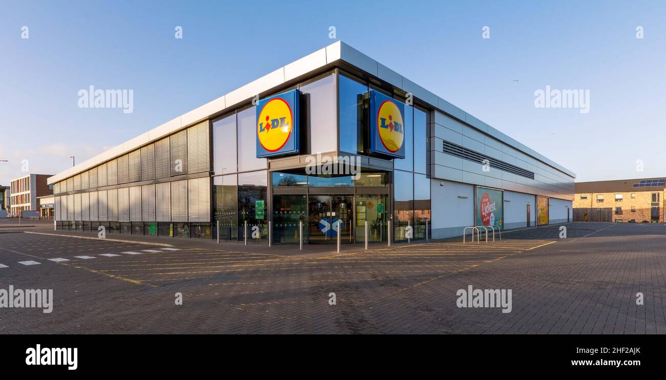 Lidl for food shopping in Craigmillar Retail Park, Edinburgh, Scotland ...