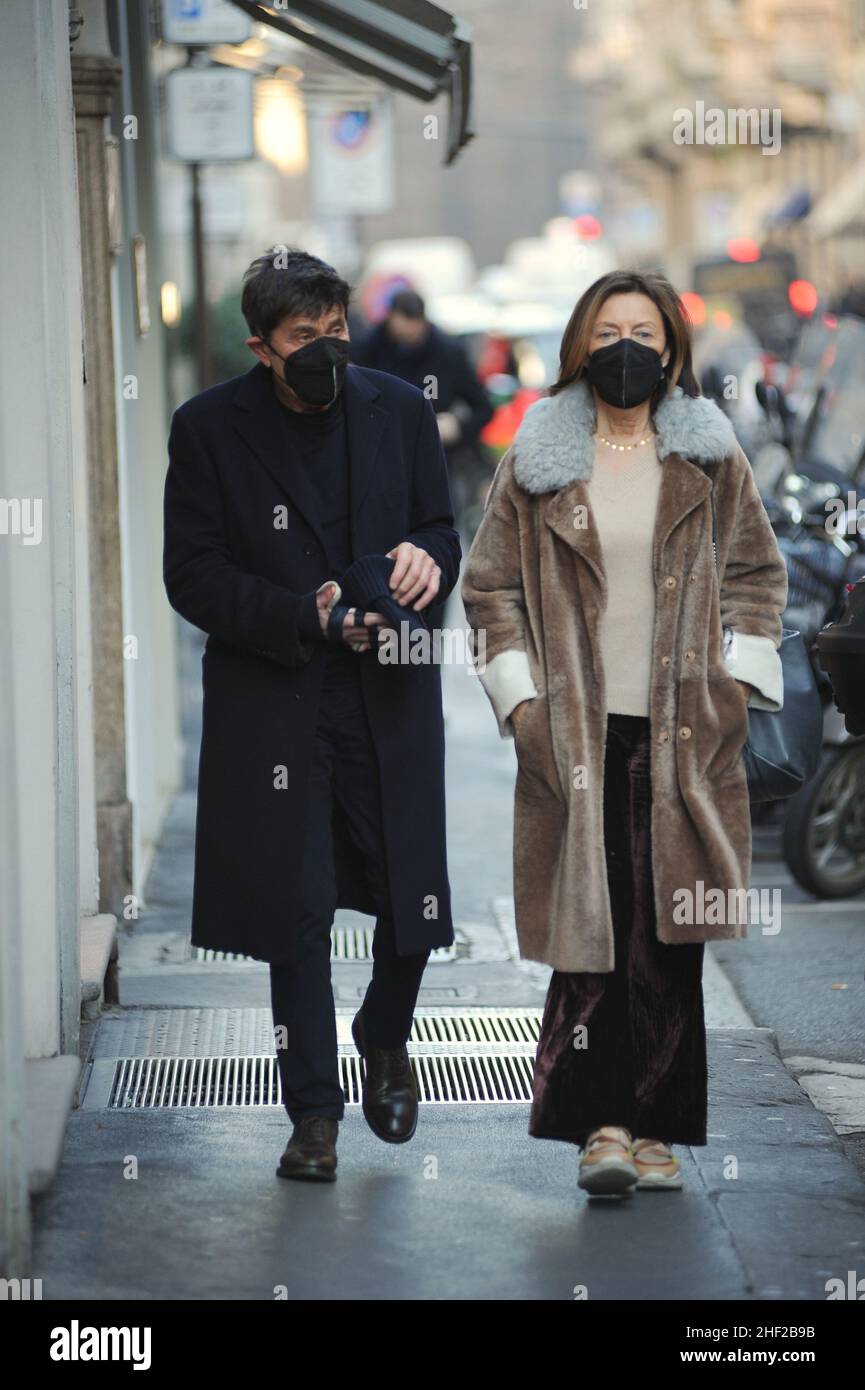 Milan, . 13th Jan, 2022. Milan, 13-01-2022 Gianni Morandi and his wife ...