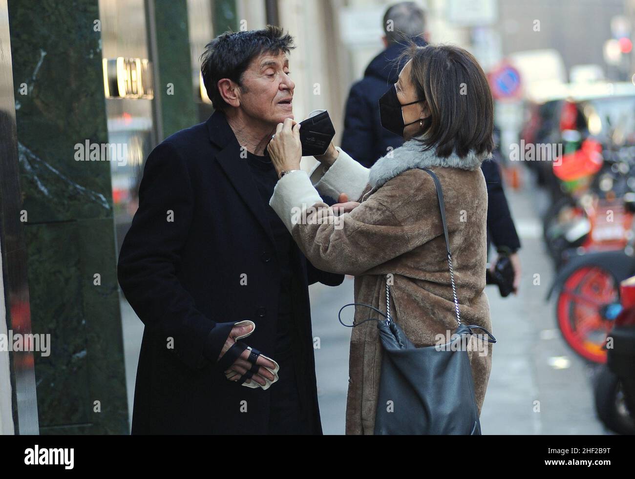 Milan, . 13th Jan, 2022. Milan, 13-01-2022 Gianni Morandi and his wife ...
