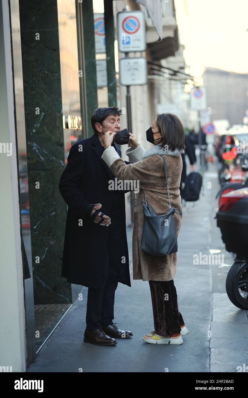 Milan, . 13th Jan, 2022. Milan, 13-01-2022 Gianni Morandi and his wife ...