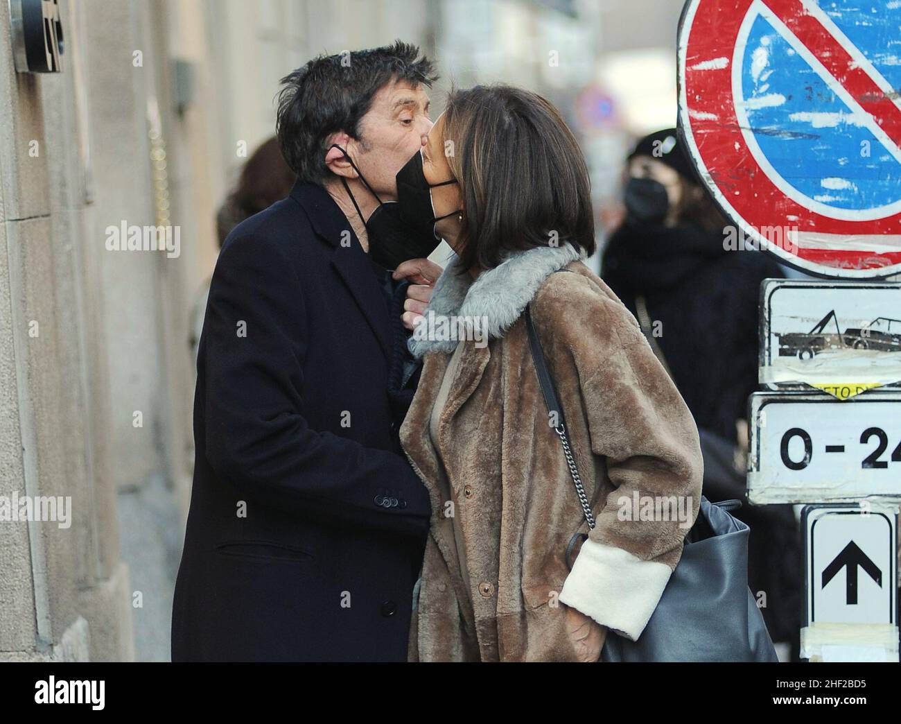 Milan, . 13th Jan, 2022. Milan, 13-01-2022 Gianni Morandi and his wife ...