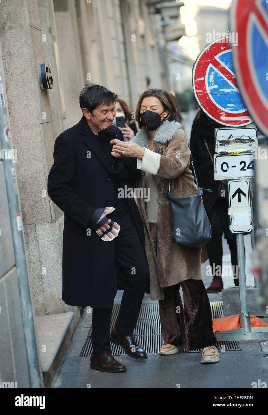 Milan, . 13th Jan, 2022. Milan, 13-01-2022 Gianni Morandi and his wife ...