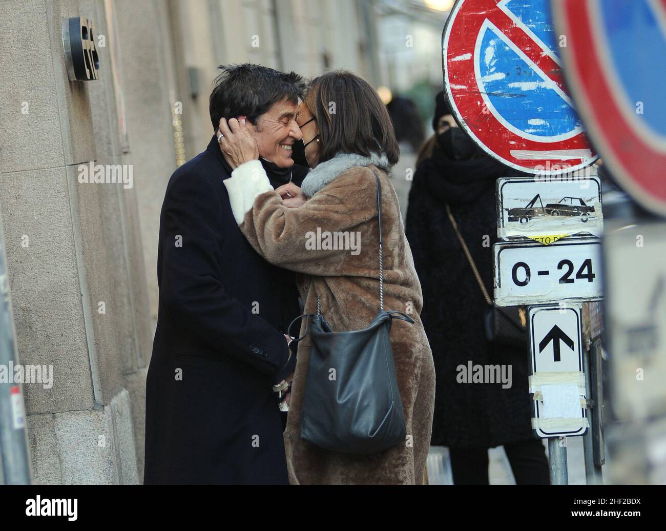 Giorgio morandi blue hi-res stock photography and images - Alamy