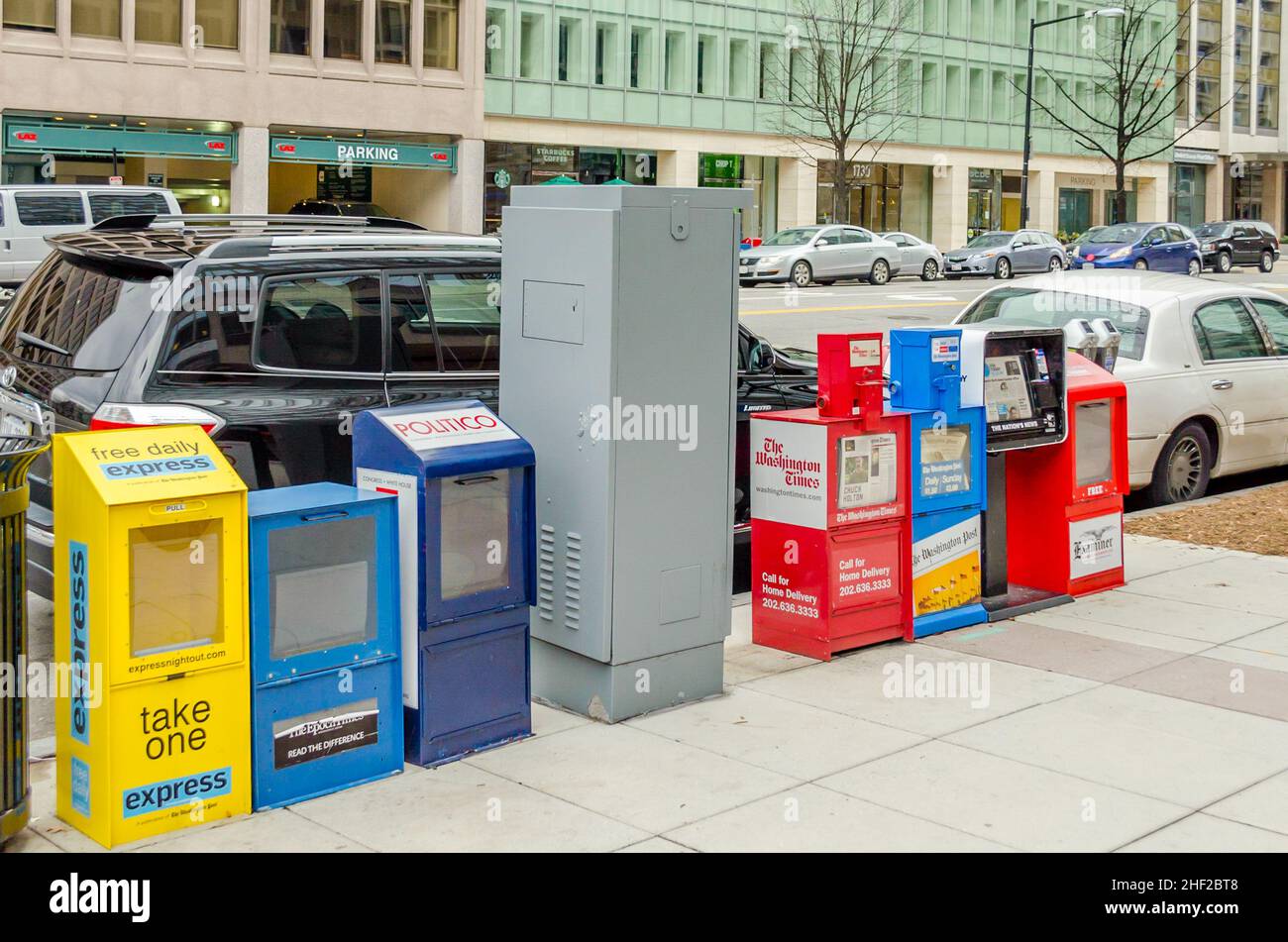 Vintage public newspaper boxes hi-res stock photography and images - Alamy
