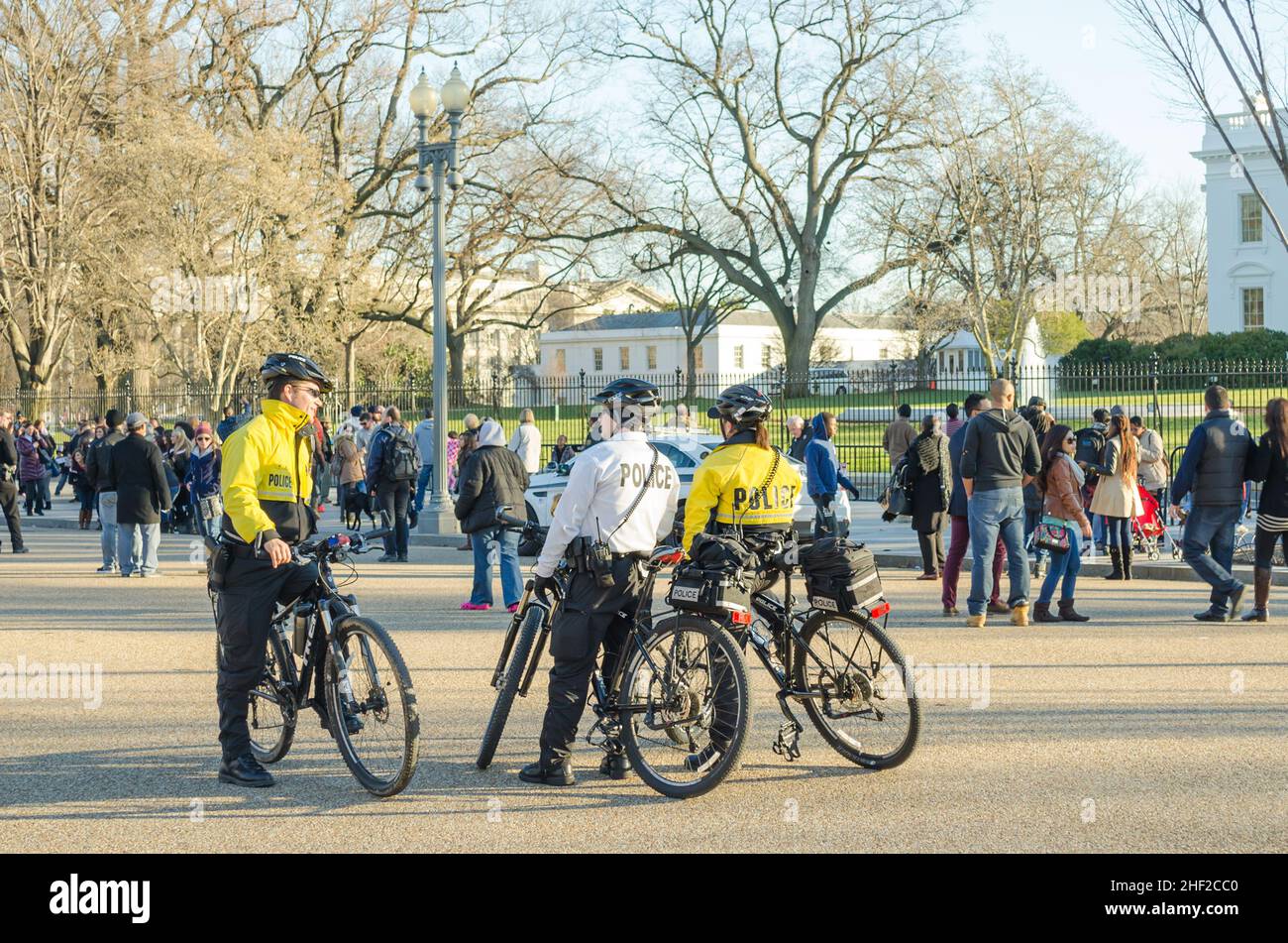 Police bike patrol usa hi-res stock photography and images - Alamy