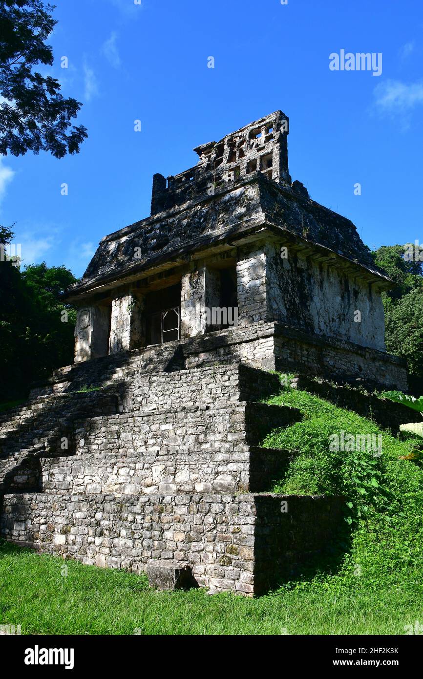 Temple of the Sun, (El Templo del Sol) Palenque Archaeological site ...