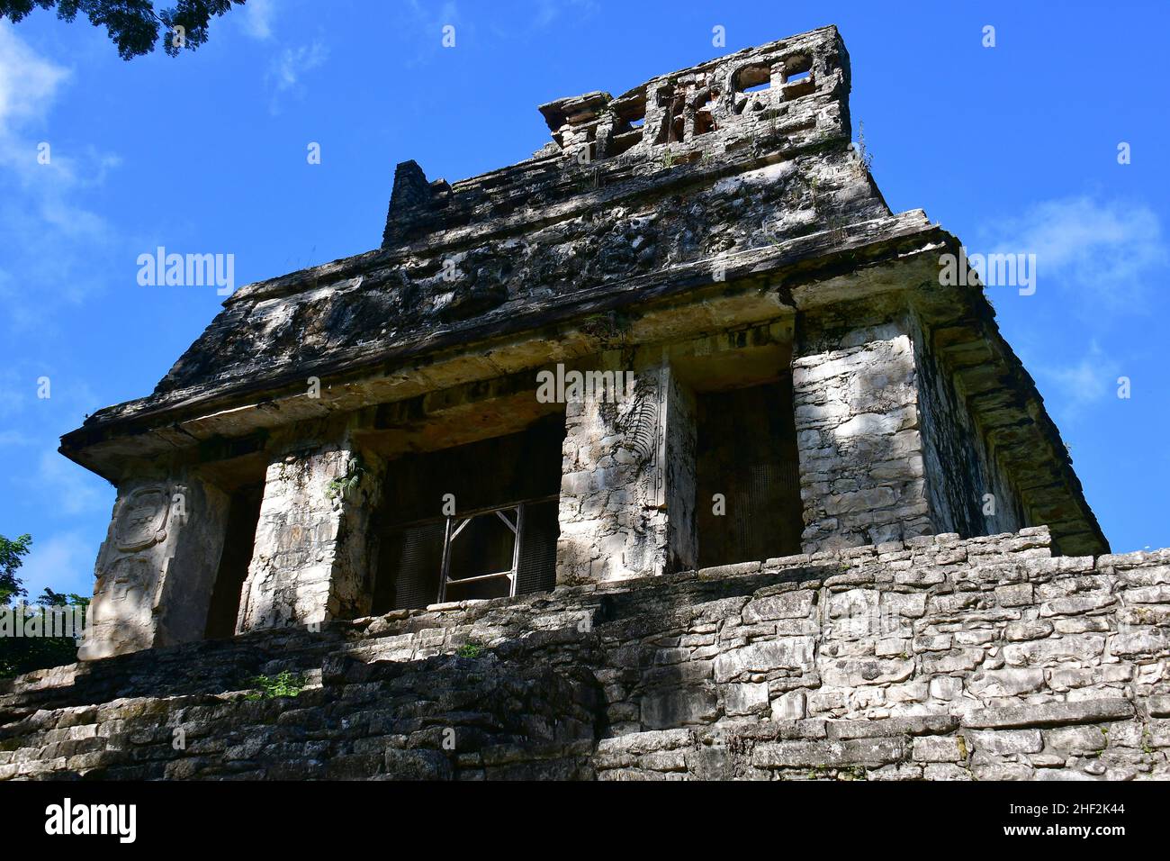 Temple of the Sun, (El Templo del Sol) Palenque Archaeological site ...