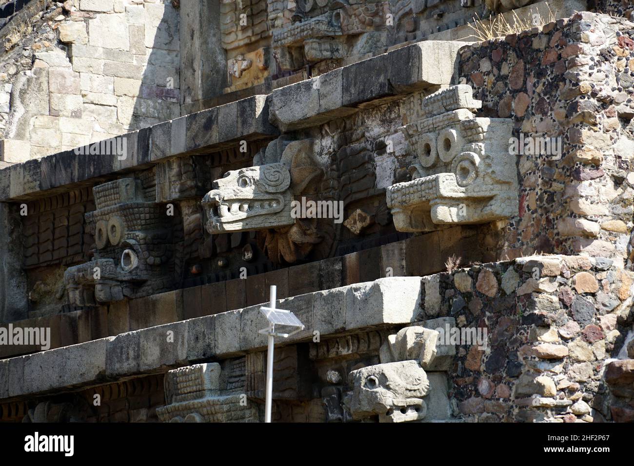 Feathered Serpent Pyramid or Temple of Quetzalcoatl (pirámide de la Serpiente Emplumada o ...