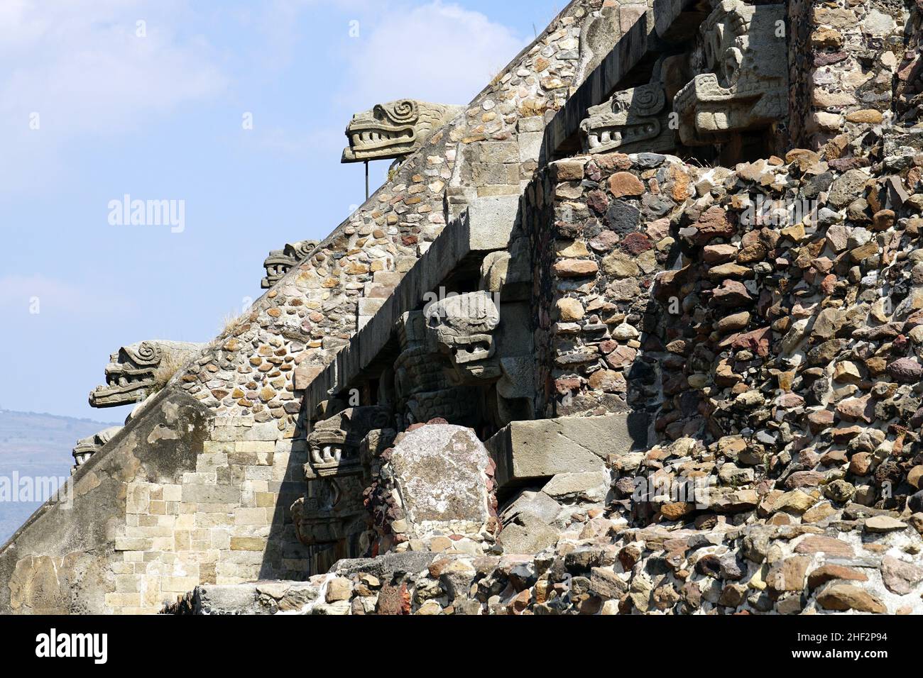 Feathered Serpent Pyramid or Temple of Quetzalcoatl (pirámide de la ...