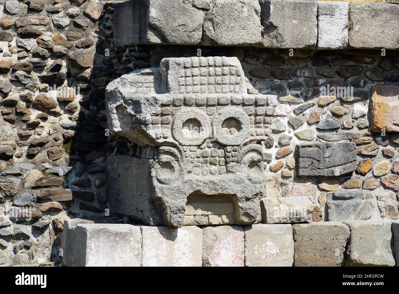 Feathered Serpent Pyramid or Temple of Quetzalcoatl (pirámide de la ...
