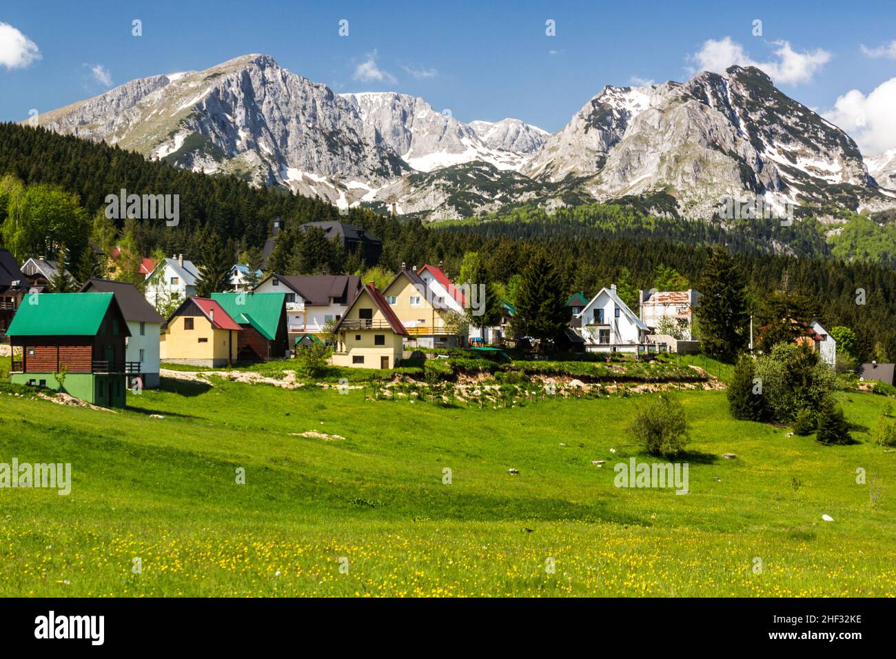 Houses of Zabljak village and peaks of Durmitor mountains, Montenegro ...