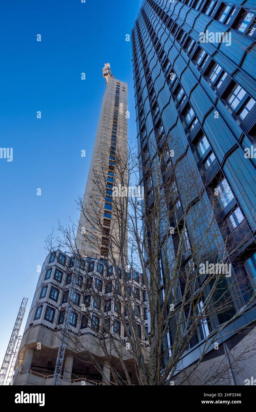 Ten Degrees Apartment building, East Croydon, Surrey, UK Stock Photo ...