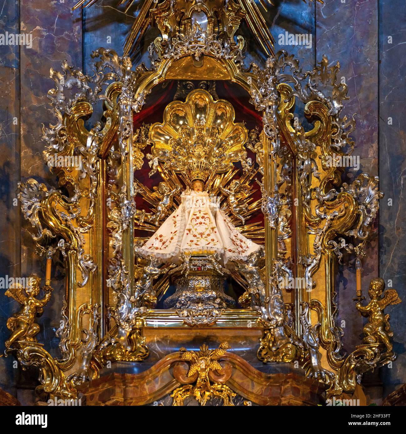 Infant Jesus Of Prague Clipart