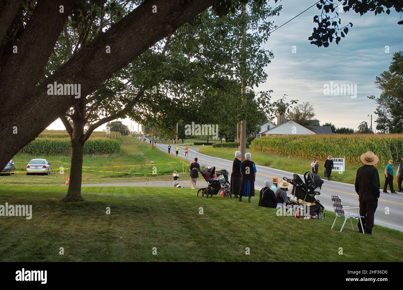 Amish people hi-res stock photography and images - Alamy