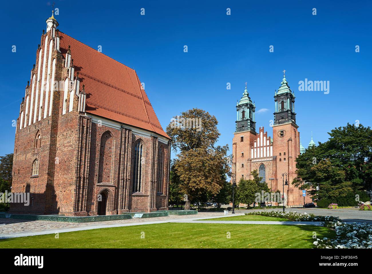 Gothic temples hi-res stock photography and images - Alamy