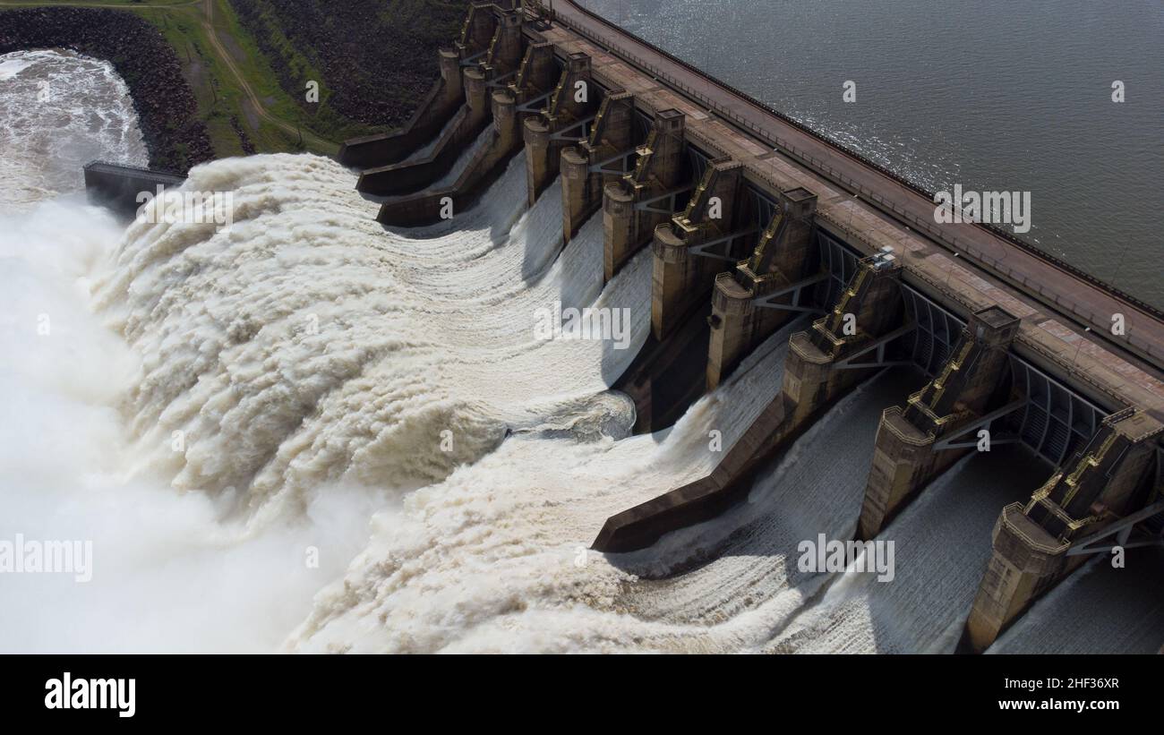 Tucurui, Brazil. 13th Jan, 2022. View of the Tucurui hydropower plant ...