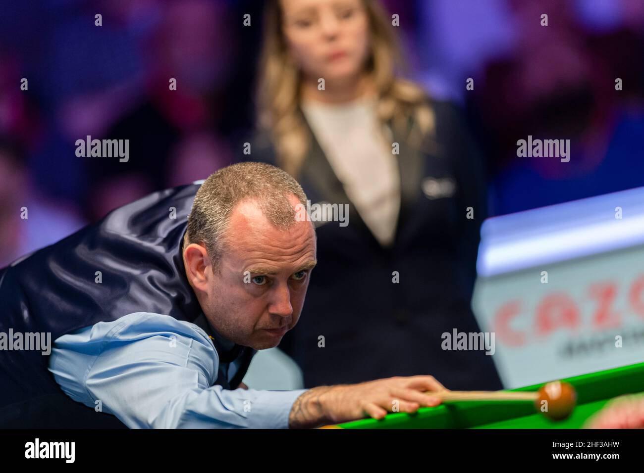 LONDON, UNITED KINGDOM. 13th Jan, 2022. John Higgins v Mark Williams on ...
