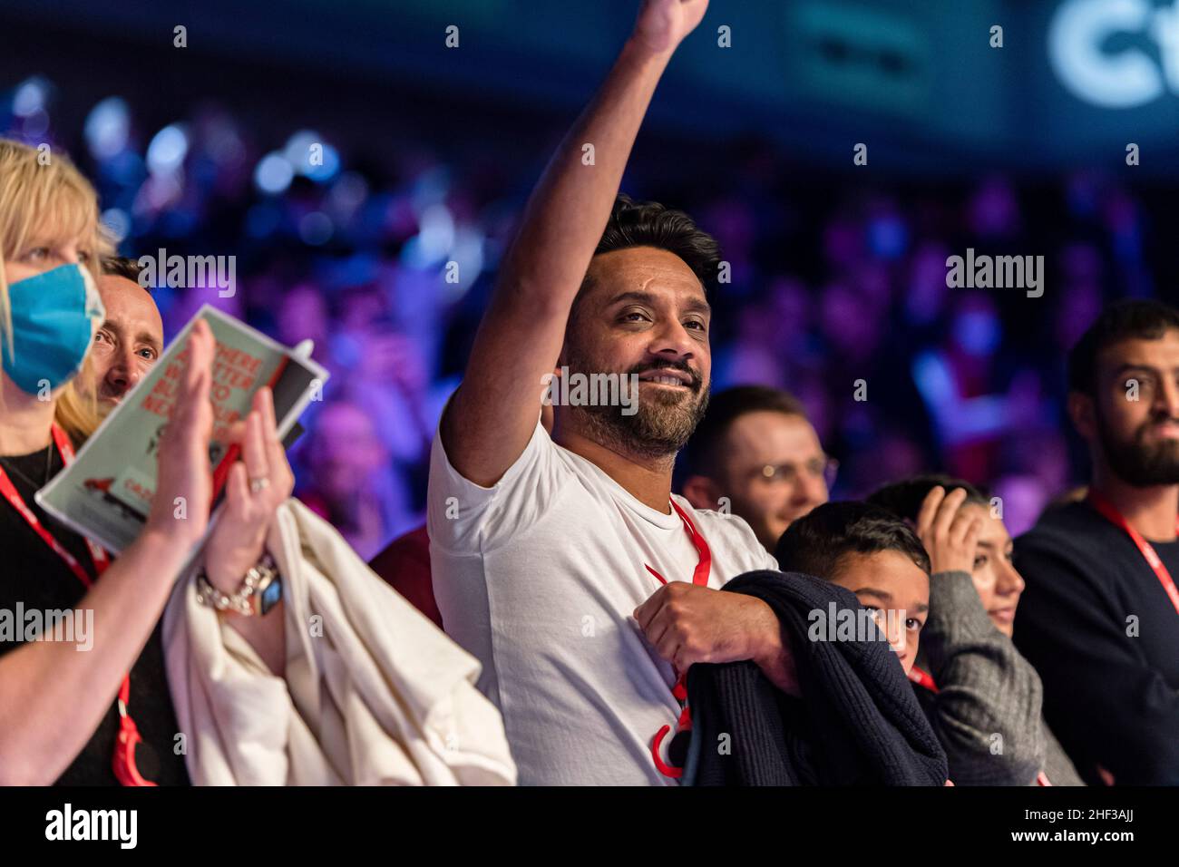 LONDON, UNITED KINGDOM. 13th Jan, 2022. John Higgins v Mark Williams on ...