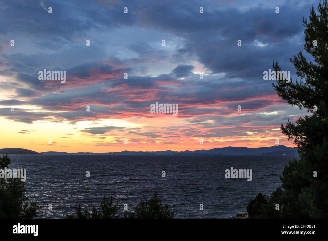 Adria waves hi-res stock photography and images - Alamy