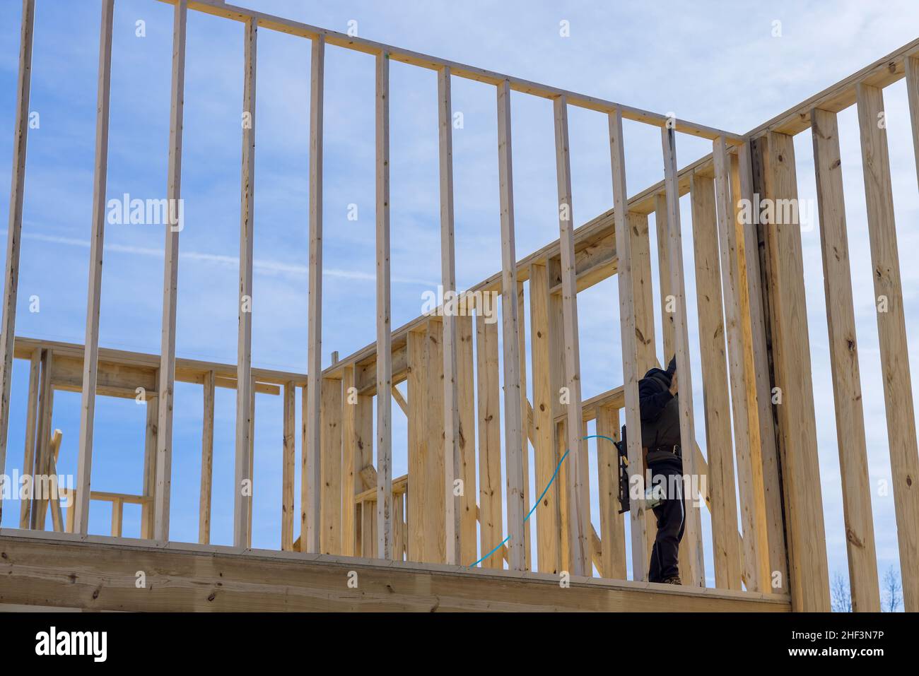 Nailing beams hi-res stock photography and images - Alamy