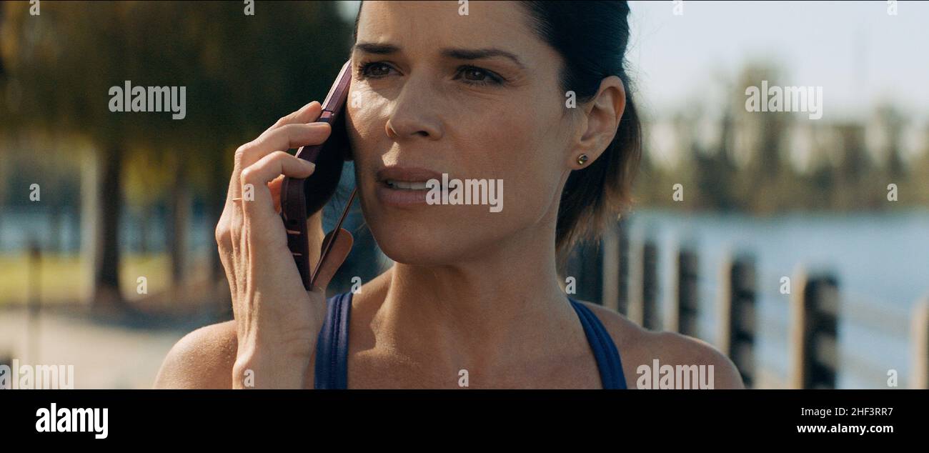 Neve campbell scream 2022 hi-res stock photography and images - Alamy