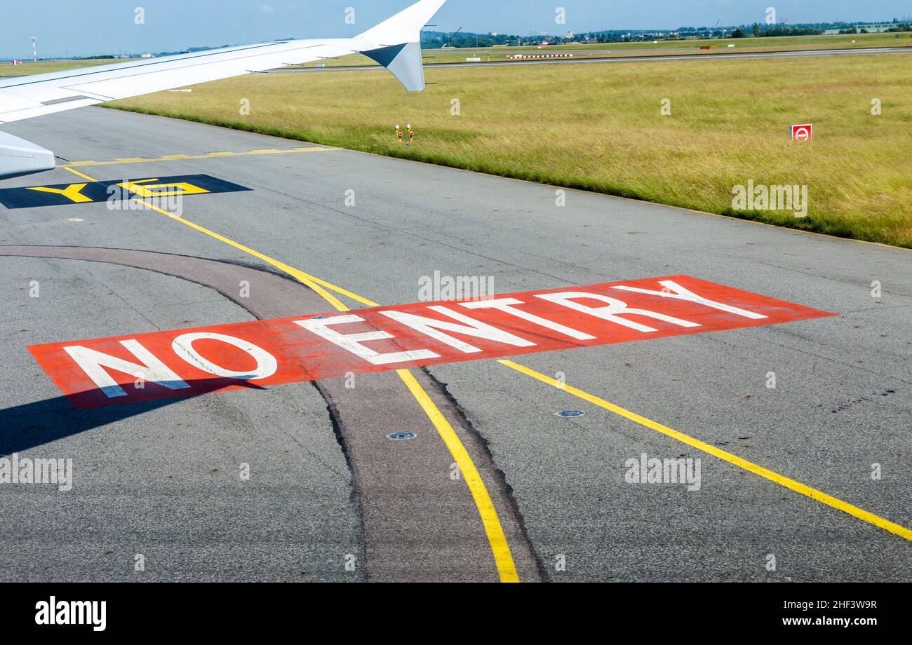 no entry sign at the runway at Charles de Gaulle Stock Photo - Alamy