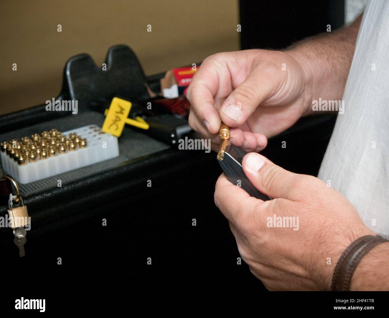 Self loading rifle hi-res stock photography and images - Alamy