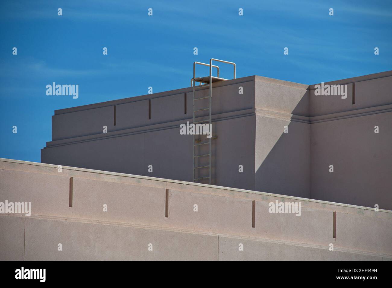 Closeup of geometric structure of modern building Stock Photo - Alamy