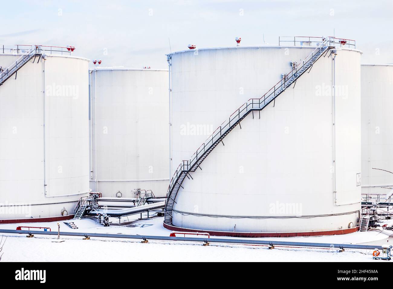 Climbing oil storage tank hi-res stock photography and images - Alamy