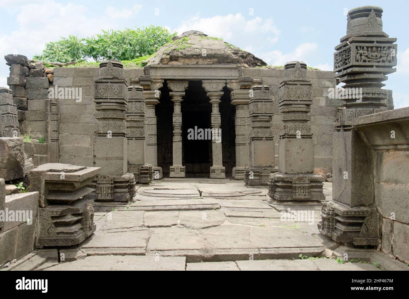 Baleshwar temple is dedicated to Lord Shiva and consists on plan a ...