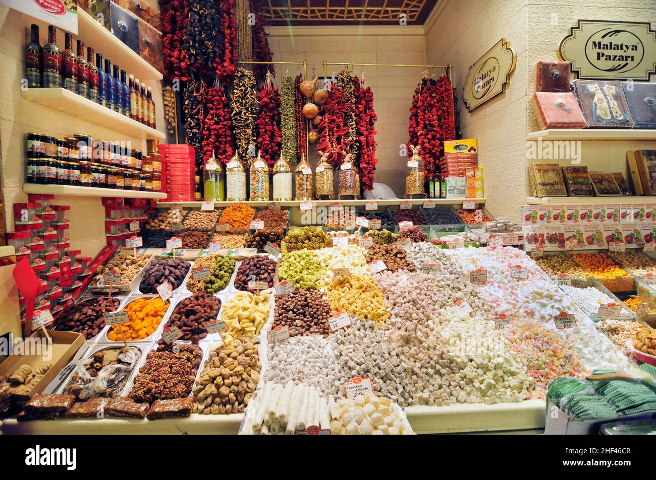The colorful and vibrant Grand Bazaar in Istanbul, Turkey Stock Photo ...