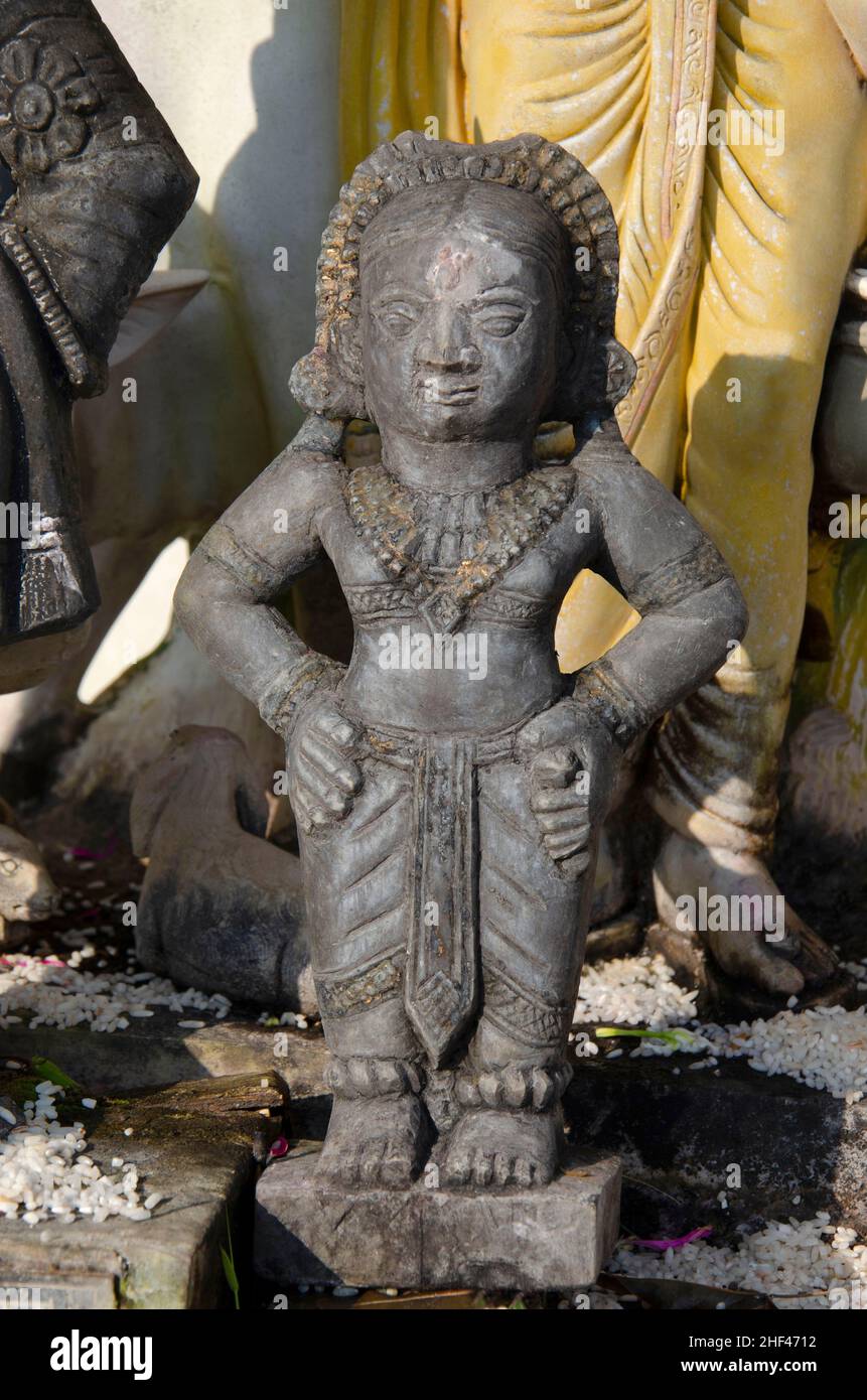 Idol of Rakhumaai (Rukmini) in a small temple near Kukdeshwar Temple ...
