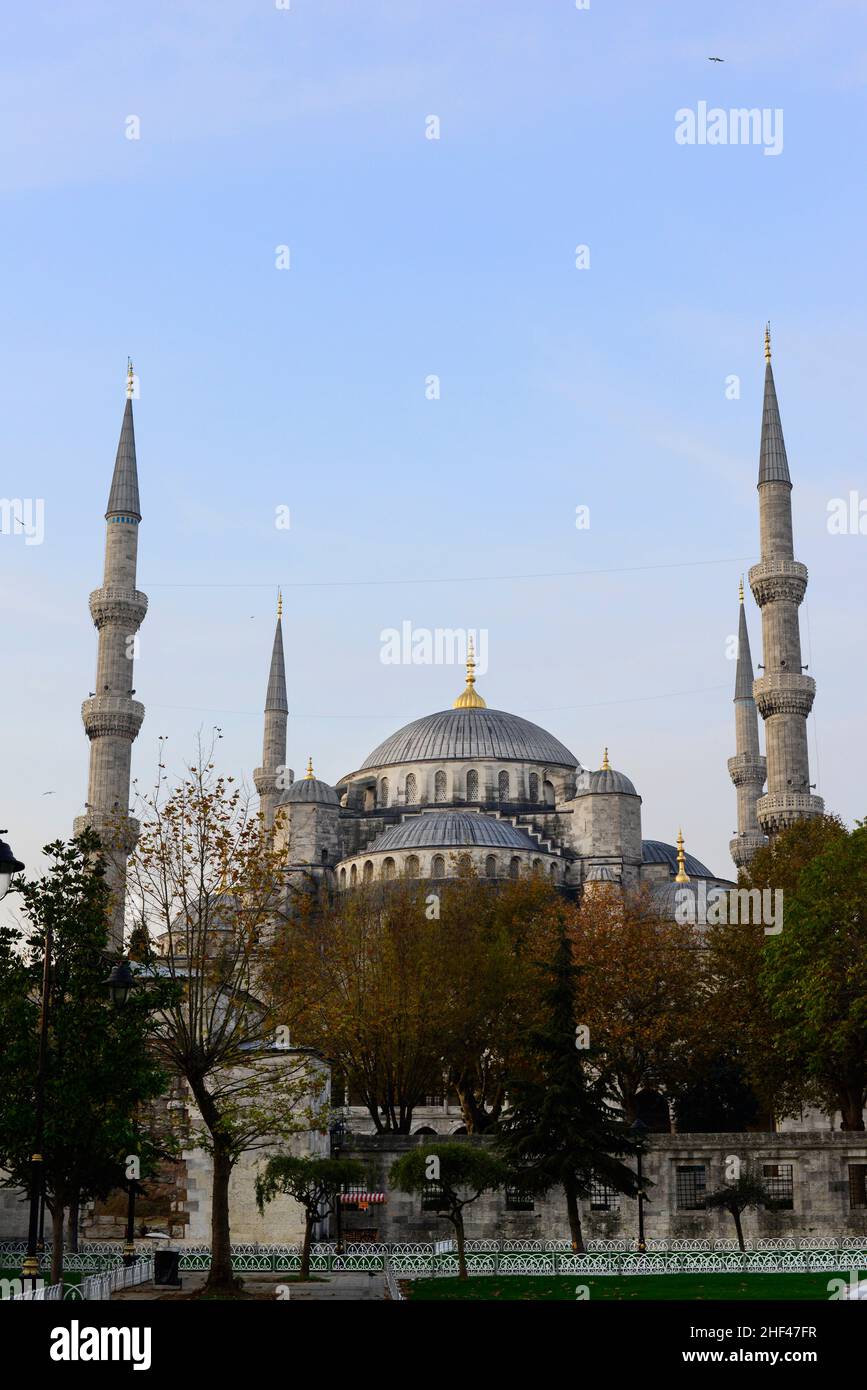 Istanbul constantinople 17th century hi-res stock photography and ...