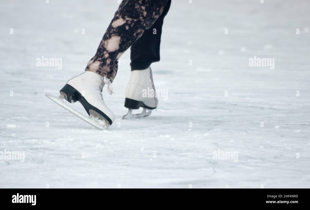Closeup legs ice skater hi-res stock photography and images - Alamy