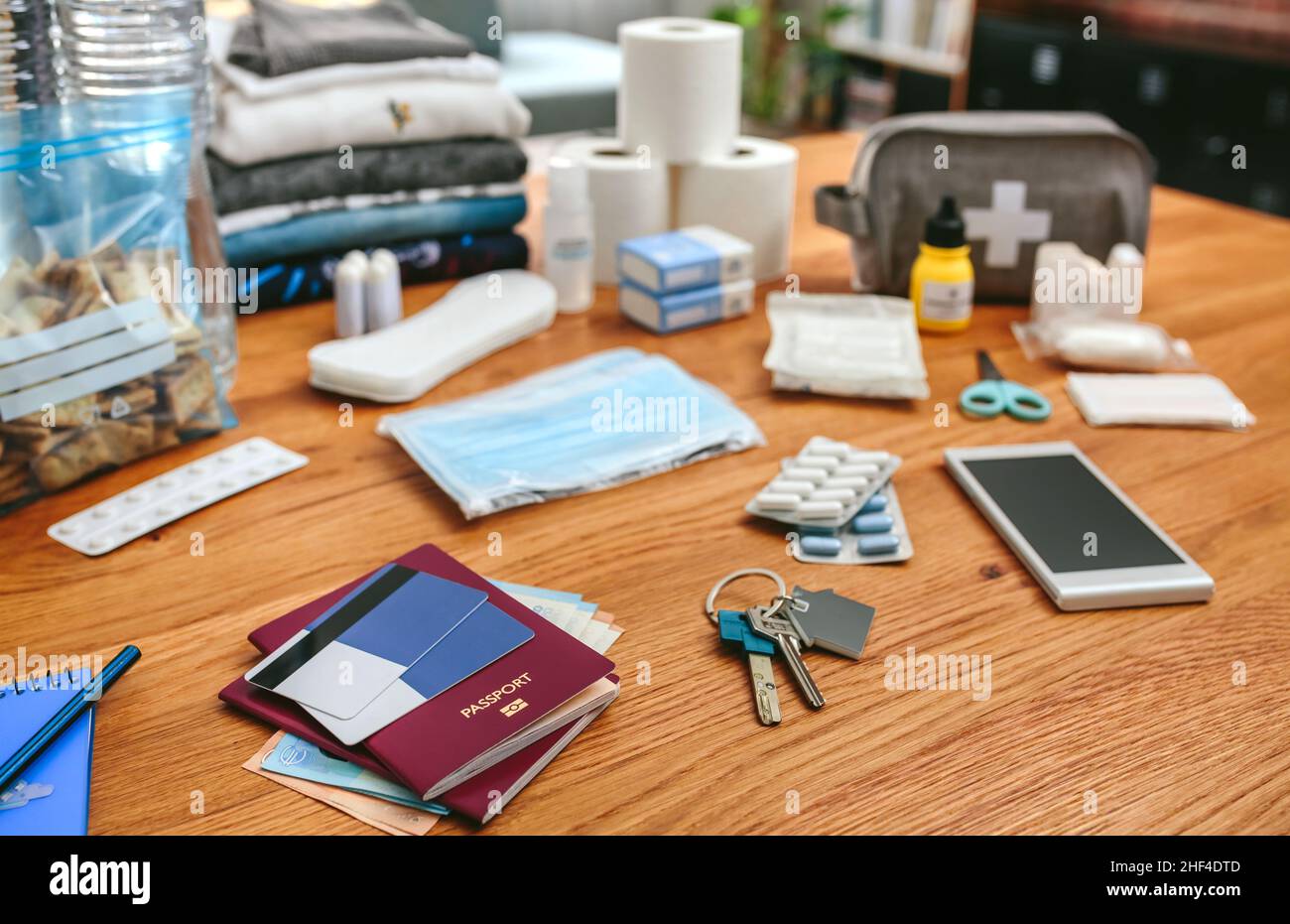 Mobile emergency room hi-res stock photography and images - Alamy