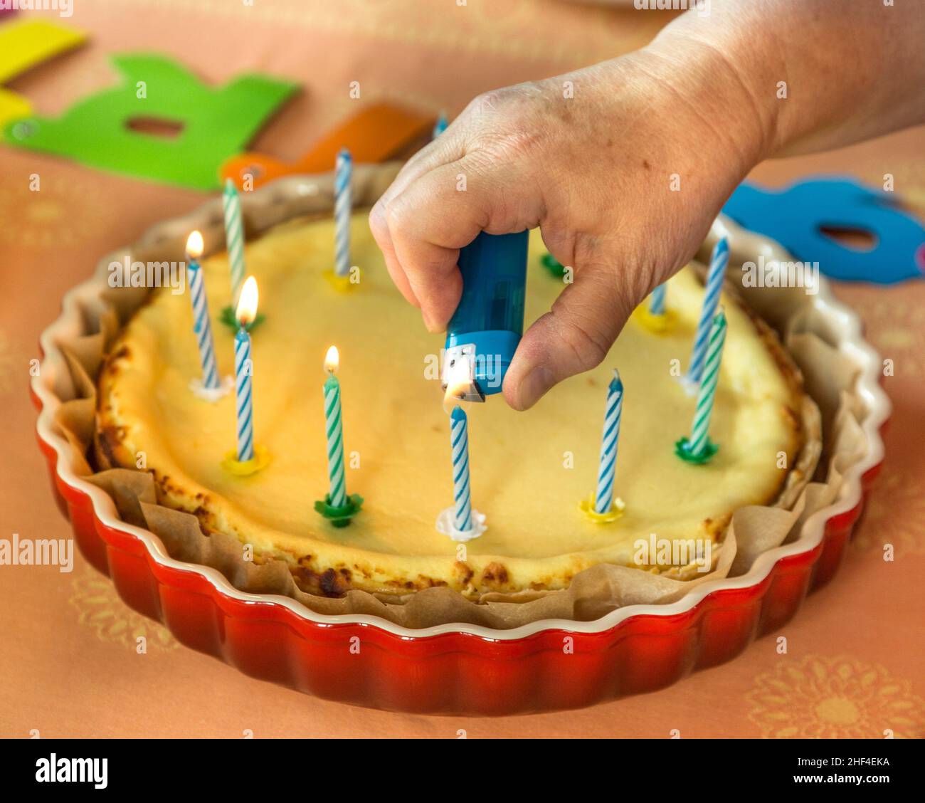 Cake with hundreds of candles hi-res stock photography and images - Alamy