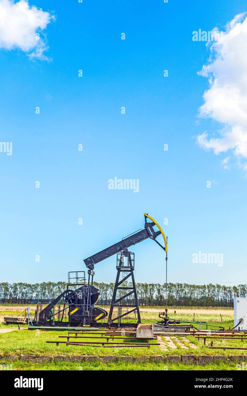 German oil pump hi-res stock photography and images - Alamy