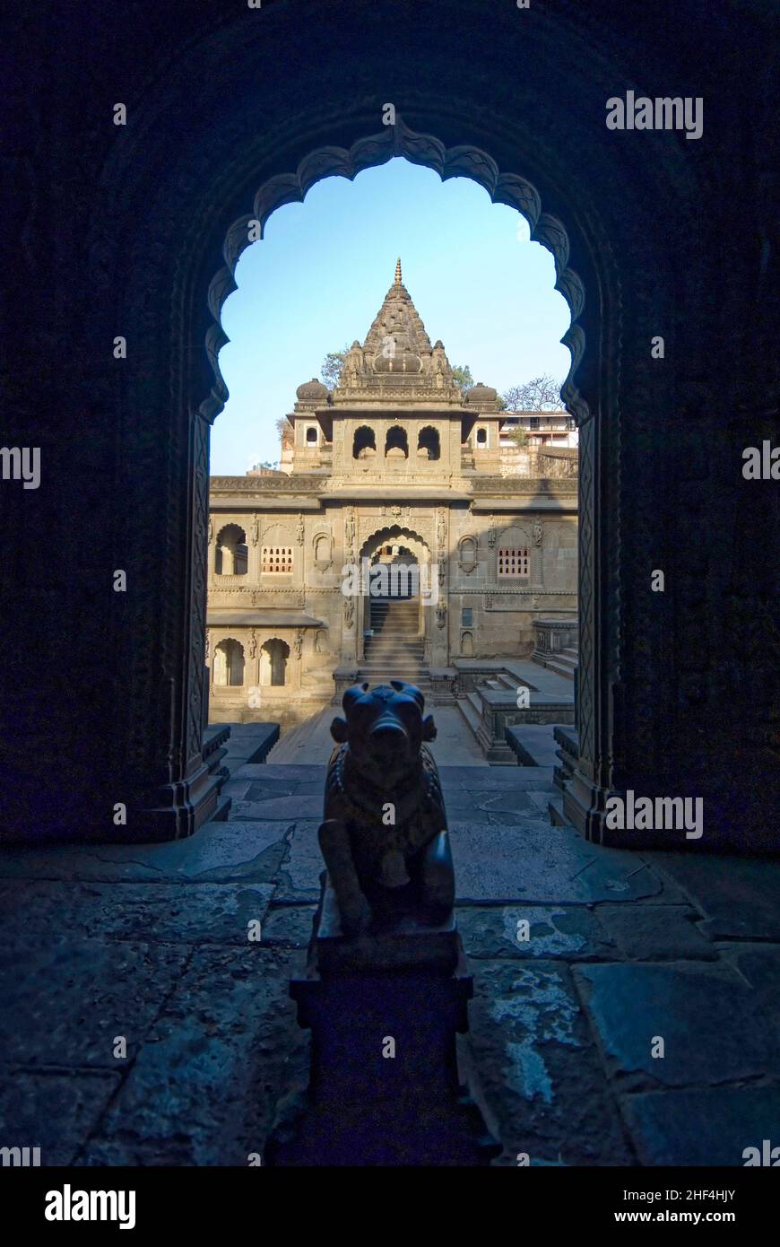 Maheshwar temple from the arch of Chhatri(Memorial) at Maheshwar Stock ...