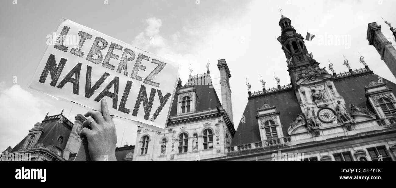 Free Navalny! Manifestation in support of Russian opposition leader ...