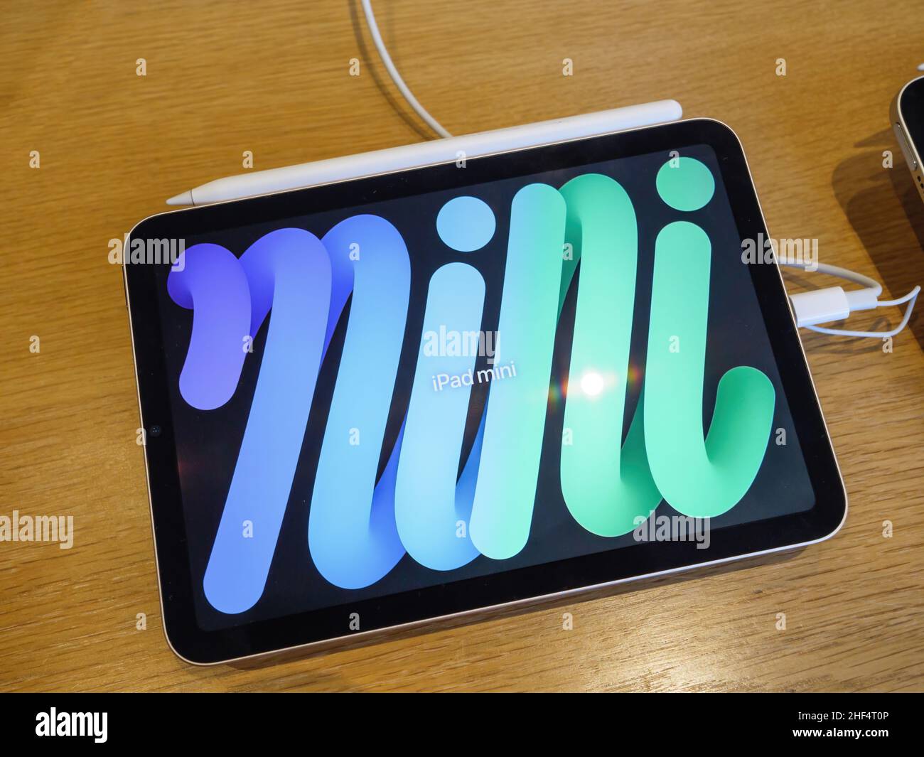 Ipad mini pro hi-res stock photography and images - Alamy