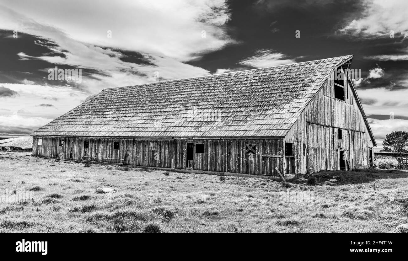 Little barn Black and White Stock Photos & Images - Alamy