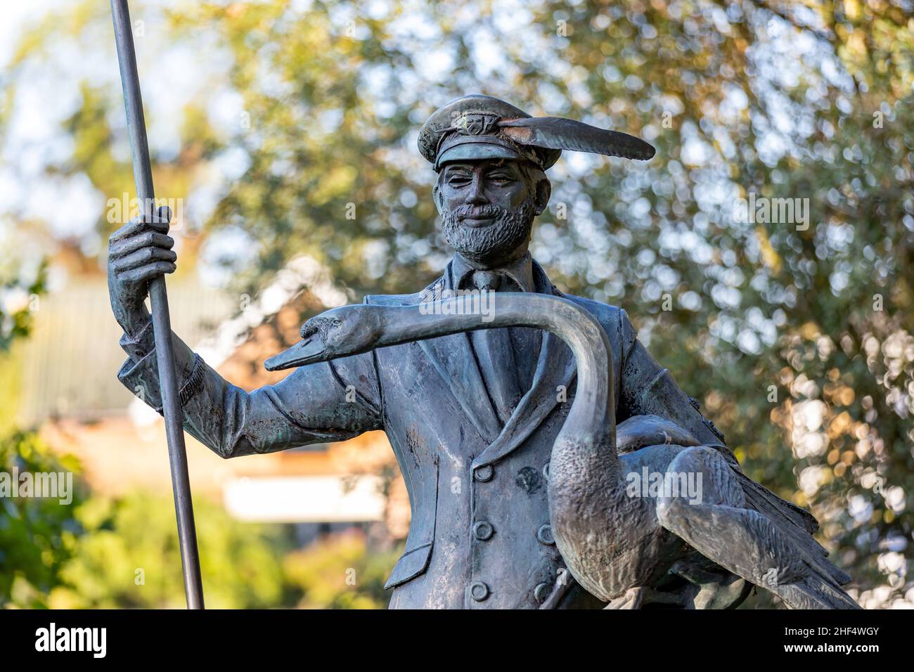 Welcome sign with swans hi-res stock photography and images - Alamy