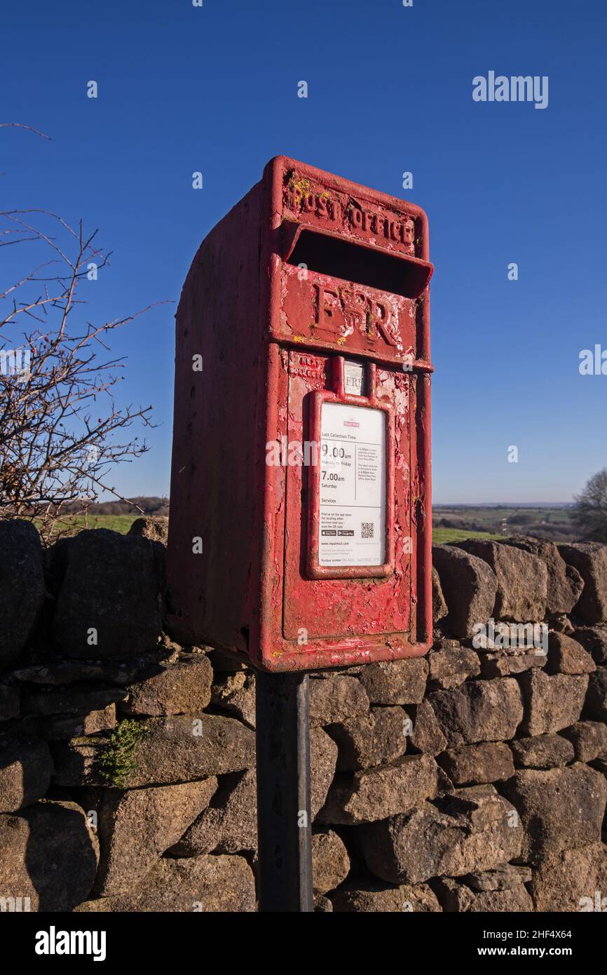 Village postbox, Crich, Derbyshire, England Stock Photo - Alamy
