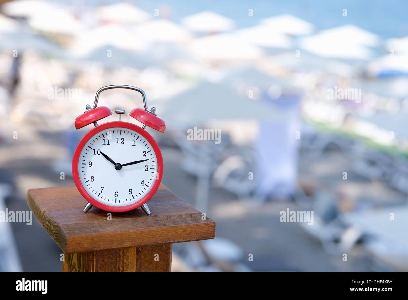 Wooden sun dial hi-res stock photography and images - Alamy