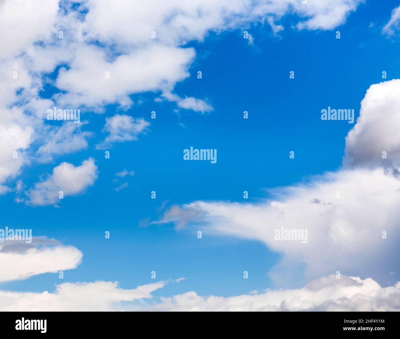 Dark wispy cloud hi-res stock photography and images - Alamy