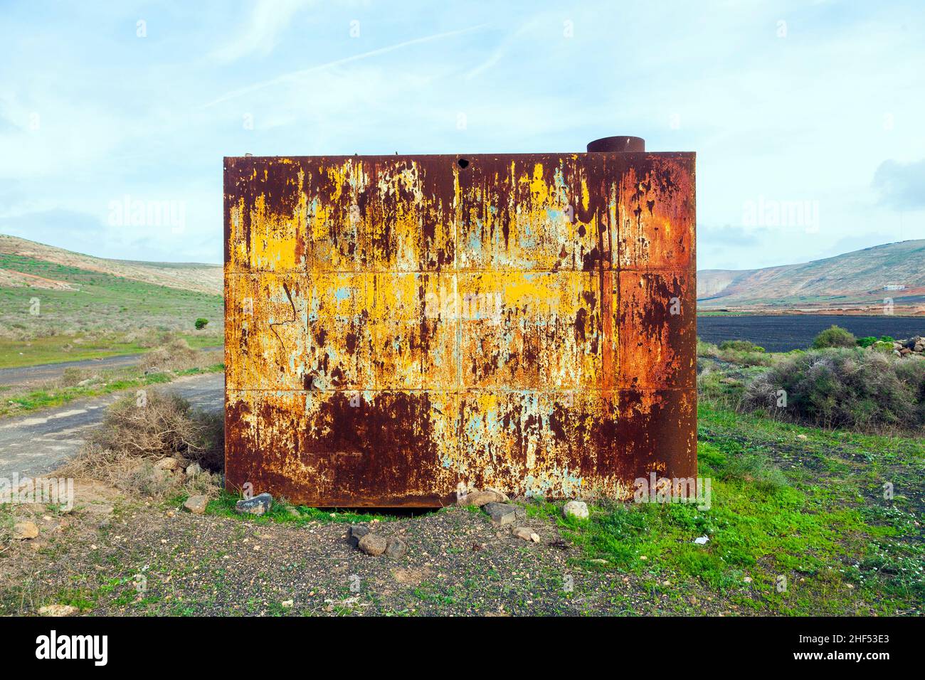 rusty grunge metal background of an old watertank Stock Photo - Alamy