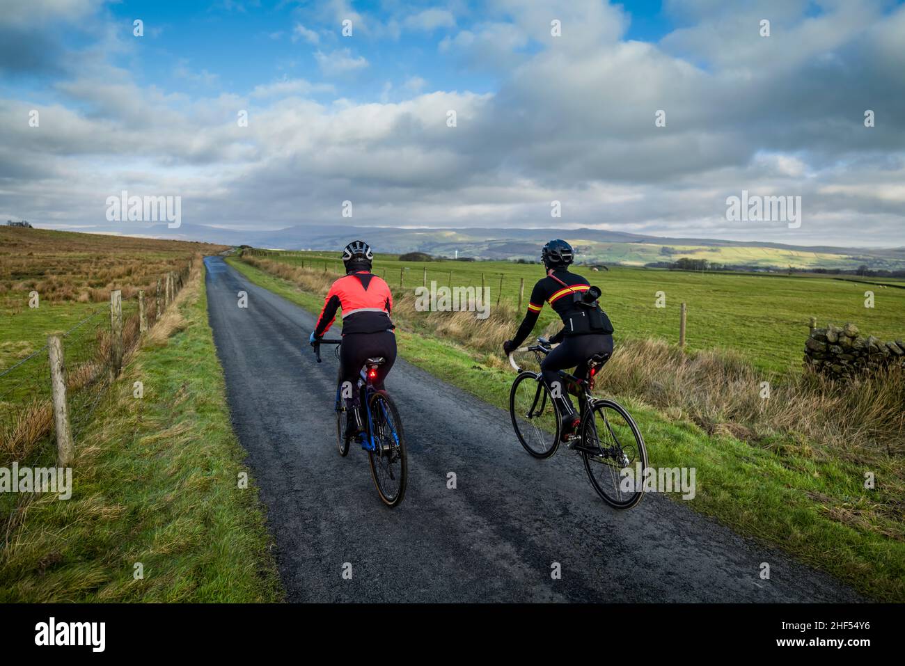 Edge and son hi-res stock photography and images - Alamy