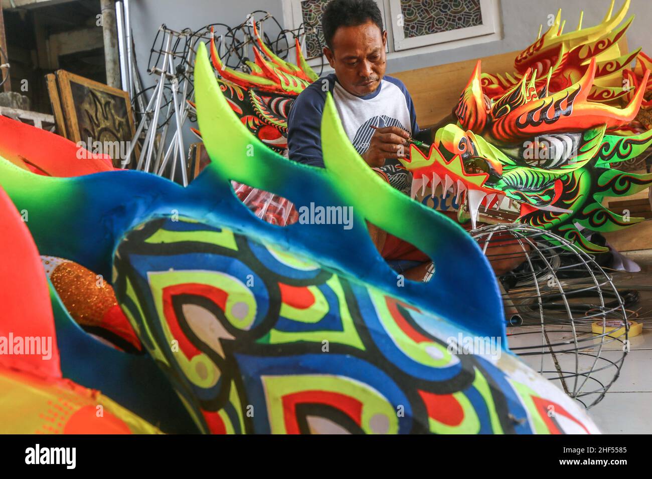 A craftsmen maker of lion (Barongsai) and dragon (Liong) dance costumes ...