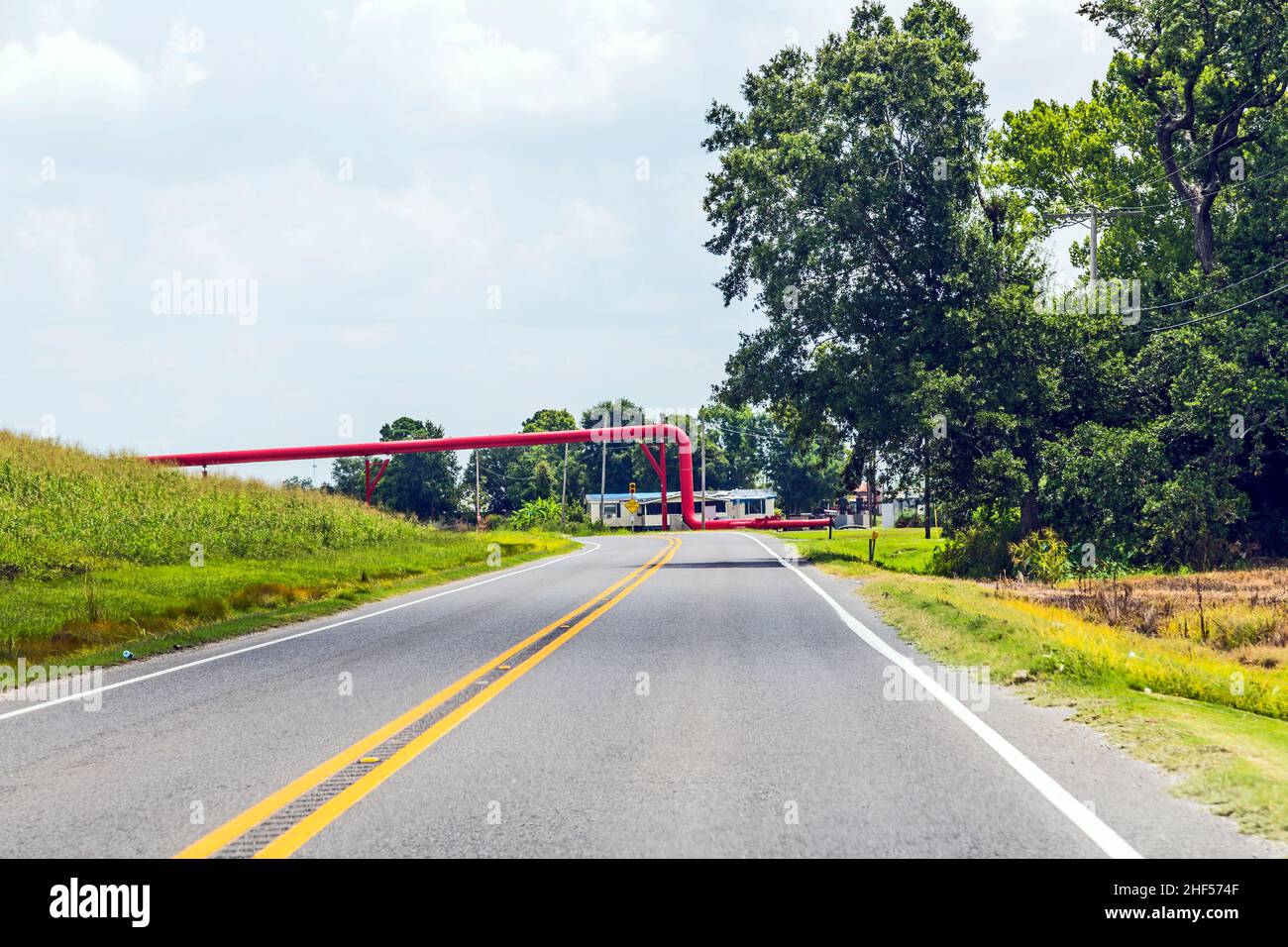 Red pipeline hi-res stock photography and images - Alamy